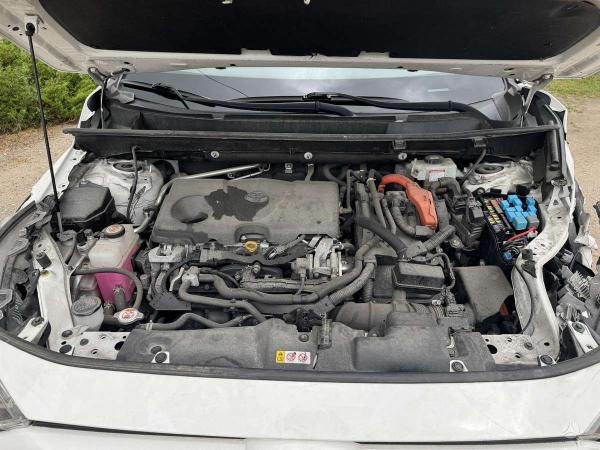 Balts Toyota RAV4 2020 Gargždai, ar dzinēja tilpumu 2.49 L un nobraukumu 153 tūkst. km par 10500 €, foto 10 vietnē AUTOMOTO.COM.LV