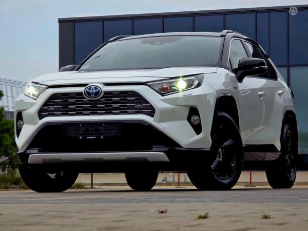 Balts Toyota RAV4 2020 Šauļi, ar dzinēja tilpumu 2.50 L un nobraukumu 230 tūkst. km par 22400 €, foto 6 vietnē AUTOMOTO.COM.LV