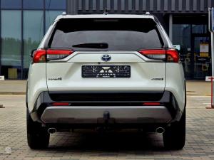 White Toyota RAV4 2020 in Siauliai, with an engine capacity of 2.50 L and mileage of 230 thousand km for 22400 €, photo 14 on AUTOMOTO.COM.LV