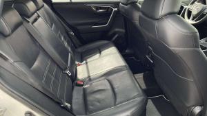White Toyota RAV4 2020 in Marijampole, with an engine capacity of 2.49 L and mileage of 349 thousand km for 18800 €, photo 20 on AUTOMOTO.COM.LV