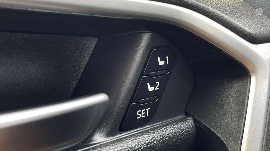 Balts Toyota RAV4 2020 Marijampole, ar dzinēja tilpumu 2.49 L un nobraukumu 349 tūkst. km par 18800 €, foto 35 vietnē AUTOMOTO.COM.LV