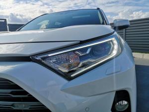 Balts Toyota RAV4 2020 Viļņa, ar dzinēja tilpumu 2.49 L un nobraukumu 180 tūkst. km par 23700 €, foto 13 vietnē AUTOMOTO.COM.LV