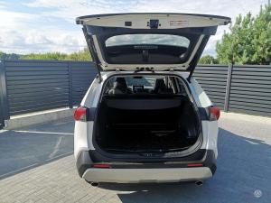 Balts Toyota RAV4 2020 Viļņa, ar dzinēja tilpumu 2.49 L un nobraukumu 180 tūkst. km par 23700 €, foto 14 vietnē AUTOMOTO.COM.LV