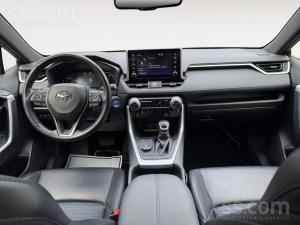 Balts Toyota RAV4 2020 Rīga, ar dzinēja tilpumu 2.50 L un nobraukumu 79 tūkst. km par 29900 €, foto 9 vietnē AUTOMOTO.COM.LV