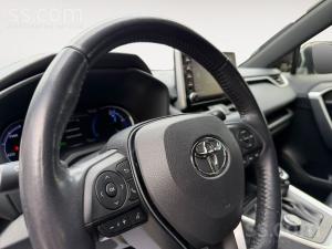 Balts Toyota RAV4 2020 Rīga, ar dzinēja tilpumu 2.50 L un nobraukumu 79 tūkst. km par 29900 €, foto 13 vietnē AUTOMOTO.COM.LV