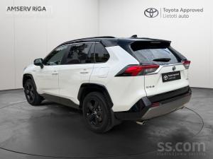 Balts Toyota RAV4 2020 Rīga, ar dzinēja tilpumu 2.50 L un nobraukumu 79 tūkst. km par 29900 €, foto 18 vietnē AUTOMOTO.COM.LV