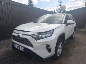 White Toyota RAV4 2020 in Kaunas, with an engine capacity of 2.49 L and mileage of 90 thousand km for 10200 €, photo  on AUTOMOTO.COM.LV
