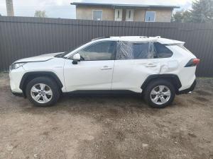 Balts Toyota RAV4 2020 Kauņa, ar dzinēja tilpumu 2.49 L un nobraukumu 90 tūkst. km par 10200 €, foto 6 vietnē AUTOMOTO.COM.LV