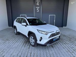 Balts Toyota RAV4 2020 Viļņa, ar dzinēja tilpumu 2.49 L un nobraukumu 310 tūkst. km par 17200 €, foto  vietnē AUTOMOTO.COM.LV