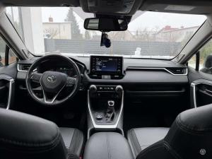 Balts Toyota RAV4 2021 Viļņa, ar dzinēja tilpumu 1.99 L un nobraukumu 75 tūkst. km par 23800 €, foto 10 vietnē AUTOMOTO.COM.LV