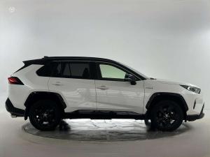 Balts Toyota RAV4 2021 Viļņa, ar dzinēja tilpumu 2.49 L un nobraukumu 77 tūkst. km par 30900 €, foto 14 vietnē AUTOMOTO.COM.LV