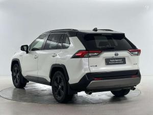 Balts Toyota RAV4 2021 Viļņa, ar dzinēja tilpumu 2.49 L un nobraukumu 77 tūkst. km par 30900 €, foto 15 vietnē AUTOMOTO.COM.LV