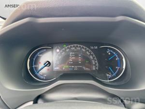 White Toyota RAV4 2021 in Riga, with an engine capacity of 2.50 L and mileage of 77 thousand km for 28900 €, photo 14 on AUTOMOTO.COM.LV