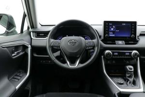 White Toyota RAV4 2021 in Vilnius, with an engine capacity of 2.49 L and mileage of 148 thousand km for 29990 €, photo 9 on AUTOMOTO.COM.LV