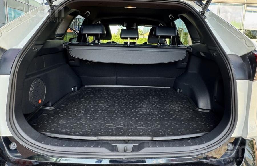 Balts Toyota RAV4 2021 Rīga, ar dzinēja tilpumu 2.50 L un nobraukumu 108 tūkst. km par 28200 €, foto 9 vietnē AUTOMOTO.COM.LV