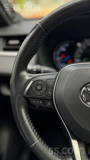 Balts Toyota RAV4 2021 Rīga, ar dzinēja tilpumu 2.50 L un nobraukumu 108 tūkst. km par 28200 €, foto 22 vietnē AUTOMOTO.COM.LV