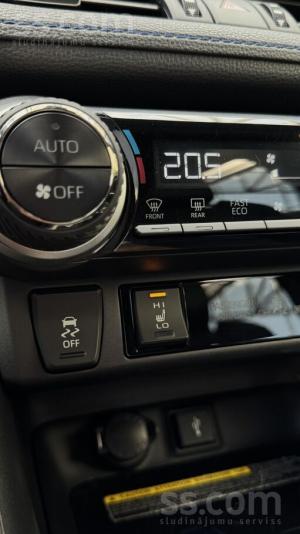 Balts Toyota RAV4 2021 Rīga, ar dzinēja tilpumu 2.50 L un nobraukumu 108 tūkst. km par 28200 €, foto 26 vietnē AUTOMOTO.COM.LV