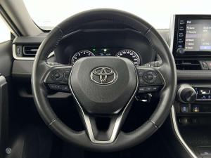 Balts Toyota RAV4 2021 Viļņa, ar dzinēja tilpumu 1.99 L un nobraukumu 98 tūkst. km par 18900 €, foto 12 vietnē AUTOMOTO.COM.LV