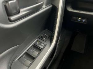 Balts Toyota RAV4 2021 Viļņa, ar dzinēja tilpumu 1.99 L un nobraukumu 58 tūkst. km par 19900 €, foto 24 vietnē AUTOMOTO.COM.LV