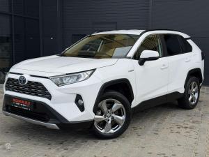 White Toyota RAV4 2021 in Vilnius, with an engine capacity of 2.49 L and mileage of 130 thousand km for 23888 €, photo  on AUTOMOTO.COM.LV