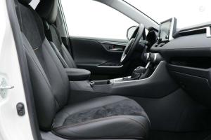Balts Toyota RAV4 2021 Viļņa, ar dzinēja tilpumu 2.49 L un nobraukumu 96 tūkst. km par 32700 €, foto 10 vietnē AUTOMOTO.COM.LV