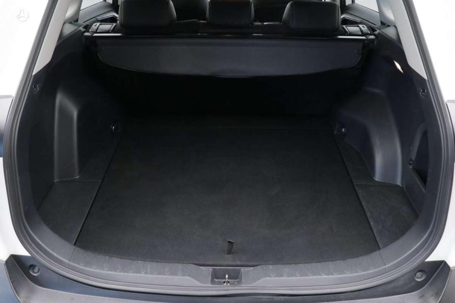 Balts Toyota RAV4 2021 Viļņa, ar dzinēja tilpumu 2.49 L un nobraukumu 96 tūkst. km par 32700 €, foto 12 vietnē AUTOMOTO.COM.LV