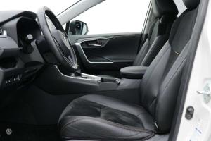 Balts Toyota RAV4 2021 Viļņa, ar dzinēja tilpumu 2.49 L un nobraukumu 96 tūkst. km par 32700 €, foto 13 vietnē AUTOMOTO.COM.LV