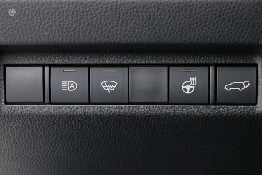 Balts Toyota RAV4 2021 Viļņa, ar dzinēja tilpumu 2.49 L un nobraukumu 96 tūkst. km par 32700 €, foto 23 vietnē AUTOMOTO.COM.LV