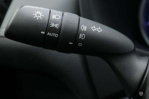 Balts Toyota RAV4 2021 Viļņa, ar dzinēja tilpumu 2.49 L un nobraukumu 96 tūkst. km par 32700 €, foto 27 vietnē AUTOMOTO.COM.LV