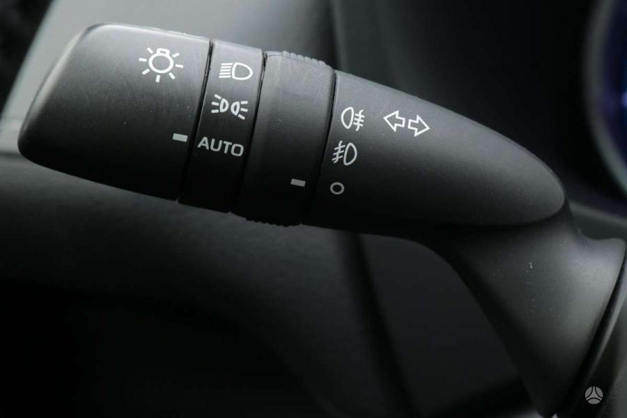 Balts Toyota RAV4 2021 Viļņa, ar dzinēja tilpumu 2.49 L un nobraukumu 96 tūkst. km par 32700 €, foto 27 vietnē AUTOMOTO.COM.LV