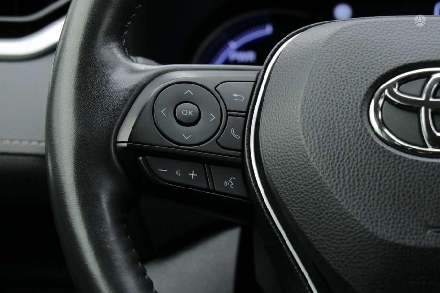 Balts Toyota RAV4 2021 Viļņa, ar dzinēja tilpumu 2.49 L un nobraukumu 96 tūkst. km par 32700 €, foto 29 vietnē AUTOMOTO.COM.LV