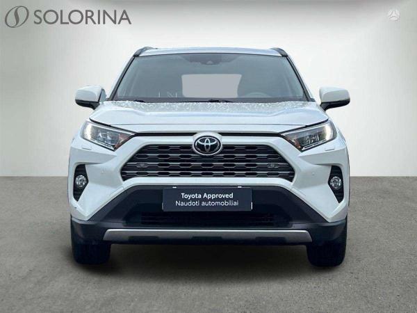 White Toyota RAV4 2021 in Klaipeda, with an engine capacity of 1.99 L and mileage of 100 thousand km for 24900 €, photo 5 on AUTOMOTO.COM.LV