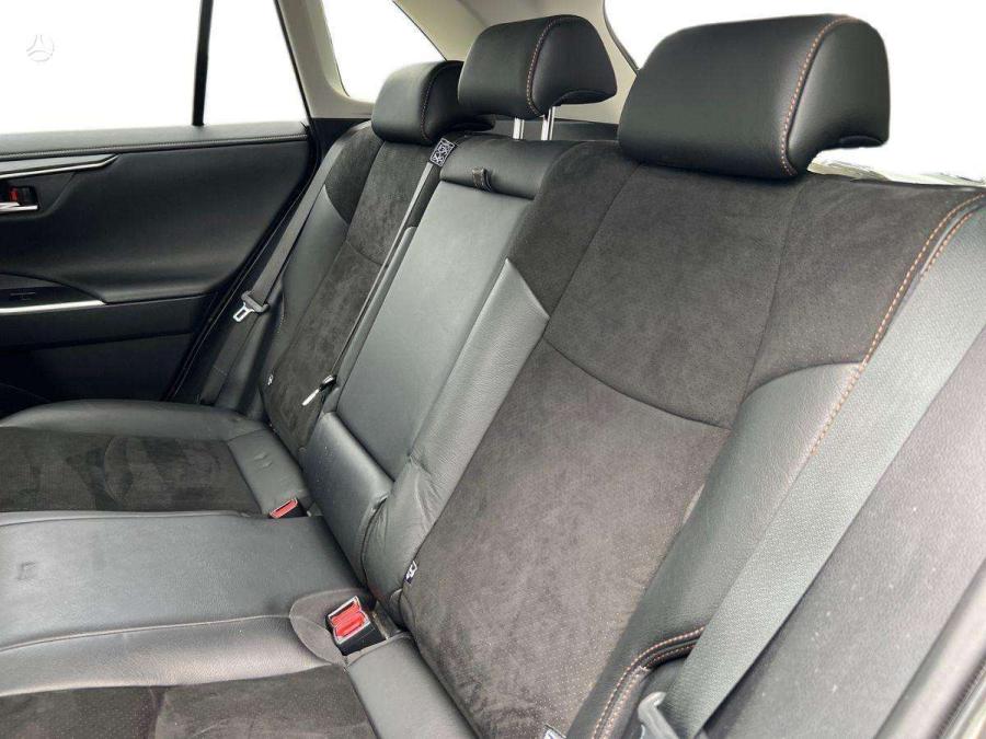 Balts Toyota RAV4 2021 Klaipėda, ar dzinēja tilpumu 1.99 L un nobraukumu 100 tūkst. km par 24900 €, foto 20 vietnē AUTOMOTO.COM.LV