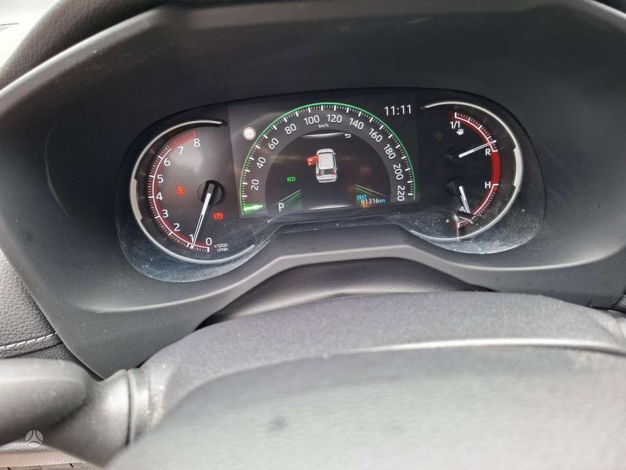 Белый Тойота РАВ 4 2021 в Клайпеда, объемом двигателя 1.99 л и пробегом 91 тыс. км за 23600 €, фото 10 на AUTOMOTO.COM.LV