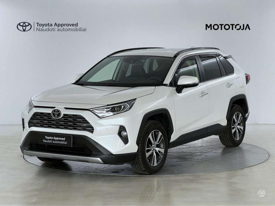 Balts Toyota RAV4 2021 Viļņa, ar dzinēja tilpumu 1.99 L un nobraukumu 88 tūkst. km par 26900 €, foto 1 vietnē AUTOMOTO.COM.LV