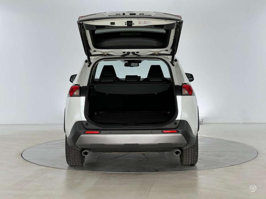 Balts Toyota RAV4 2021 Viļņa, ar dzinēja tilpumu 1.99 L un nobraukumu 88 tūkst. km par 26900 €, foto 11 vietnē AUTOMOTO.COM.LV