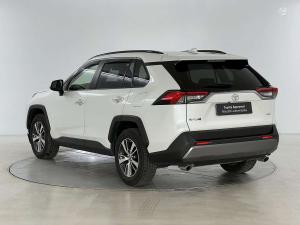 Balts Toyota RAV4 2021 Viļņa, ar dzinēja tilpumu 1.99 L un nobraukumu 88 tūkst. km par 26900 €, foto 18 vietnē AUTOMOTO.COM.LV