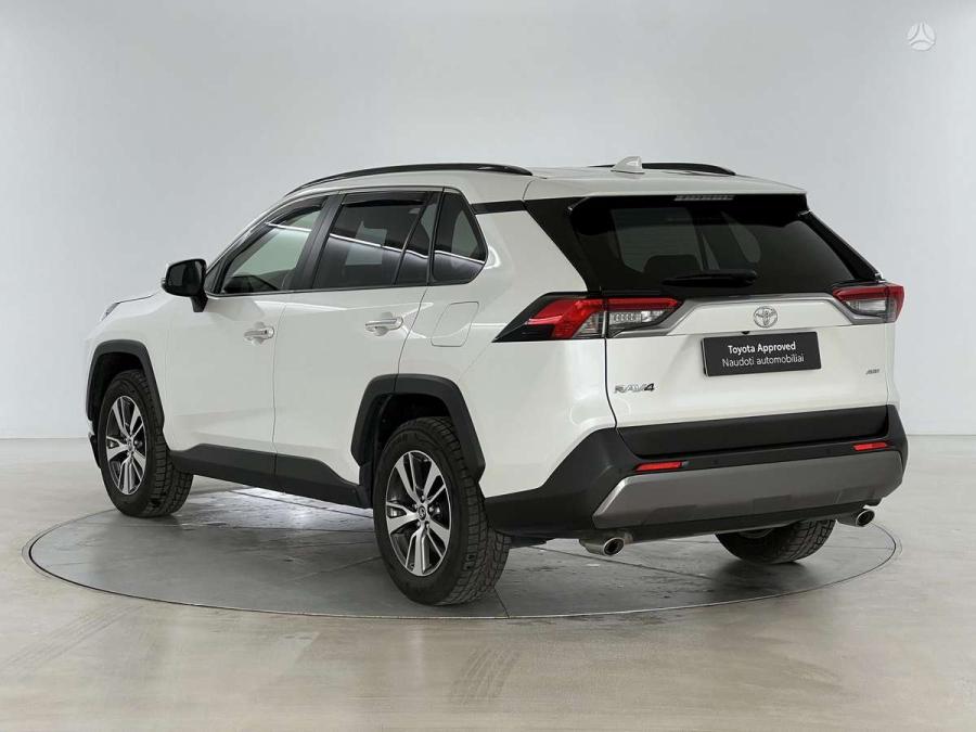 Balts Toyota RAV4 2021 Viļņa, ar dzinēja tilpumu 1.99 L un nobraukumu 88 tūkst. km par 26900 €, foto 18 vietnē AUTOMOTO.COM.LV