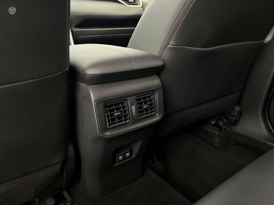 Balts Toyota RAV4 2021 Viļņa, ar dzinēja tilpumu 1.99 L un nobraukumu 88 tūkst. km par 26900 €, foto 27 vietnē AUTOMOTO.COM.LV