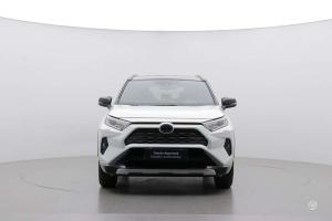 White Toyota RAV4 2021 in Vilnius, with an engine capacity of 2.49 L and mileage of 176 thousand km for 27990 €, photo 7 on AUTOMOTO.COM.LV