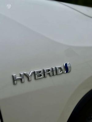 Balts Toyota RAV4 2021 Šauļi, ar dzinēja tilpumu 2.49 L un nobraukumu 57 tūkst. km par 32500 €, foto 18 vietnē AUTOMOTO.COM.LV