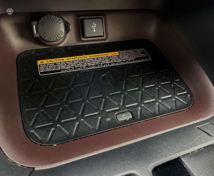Balts Toyota RAV4 2021 Šauļi, ar dzinēja tilpumu 2.49 L un nobraukumu 57 tūkst. km par 32500 €, foto 37 vietnē AUTOMOTO.COM.LV
