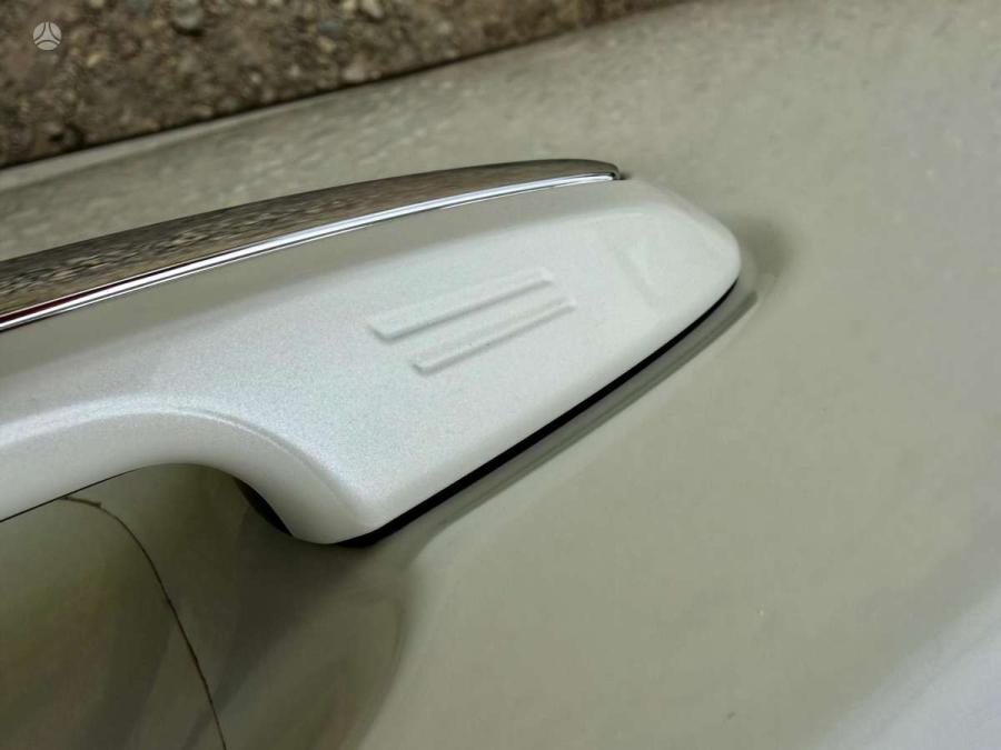 Balts Toyota RAV4 2021 Šauļi, ar dzinēja tilpumu 2.49 L un nobraukumu 57 tūkst. km par 32500 €, foto 46 vietnē AUTOMOTO.COM.LV