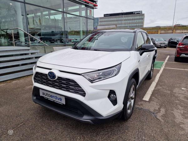 Balts Toyota RAV4 2021 Viļņa, ar dzinēja tilpumu 2.49 L un nobraukumu 102 tūkst. km par 31000 €, foto 1 vietnē AUTOMOTO.COM.LV