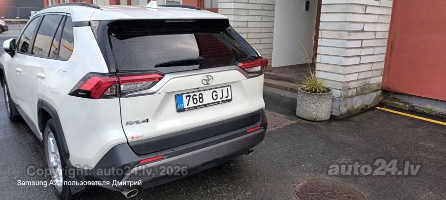Balts Toyota RAV4 2021 Tallina, ar dzinēja tilpumu 2.00 L un nobraukumu 51 tūkst. km par 24000 €, foto 8 vietnē AUTOMOTO.COM.LV
