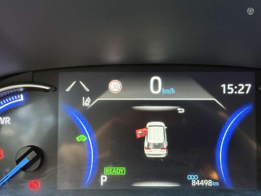 White Toyota RAV4 2021 in Alytus, with an engine capacity of 2.49 L and mileage of 85 thousand km for 27999 €, photo 13 on AUTOMOTO.COM.LV