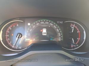 Balts Toyota RAV4 2021 Tallina, ar dzinēja tilpumu 2.00 L un nobraukumu 111 tūkst. km par 21500 €, foto 6 vietnē AUTOMOTO.COM.LV