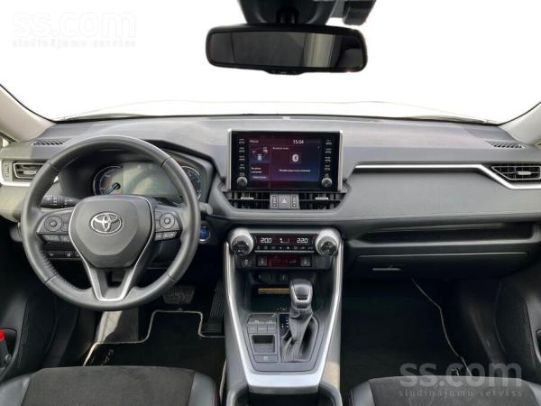 Тойота РАВ 4 2021 в Рига на AUTOMOTO.COM.LV Белый Тойота РАВ 4 2021 в Рига, объемом двигателя 2.50 л и пробегом 138 тыс. км за 27490 €, фото 9 на AUTOMOTO.COM.LV