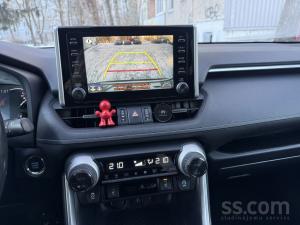Белый Тойота РАВ 4 2021 в Рига, объемом двигателя 2.00 л и пробегом 123 тыс. км за 20900 €, фото 18 на AUTOMOTO.COM.LV