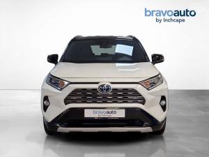 White Toyota RAV4 2021 in Vilnius, with an engine capacity of 2.50 L and mileage of 131 thousand km for 29000 €, photo 9 on AUTOMOTO.COM.LV